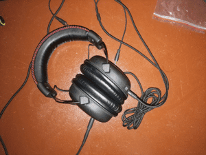 DIYsteps #7: Πώς Επισκευάζω Ένα Χαλασμένο Καλώδιο | PCsteps.gr